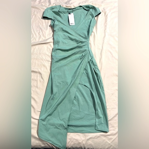 Dresses | Mint Green Body Con Dress | Poshmark